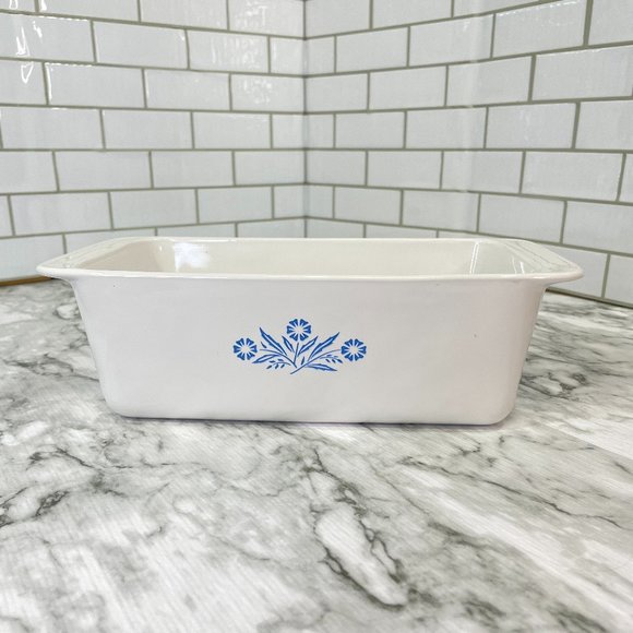 Corningware | Kitchen | Vintage Corning Ware Cornflower Blue Loaf Bread ...